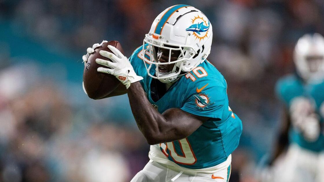 Dolphins vs. Patriots Picks, Predictions & Props - NFL Week 5