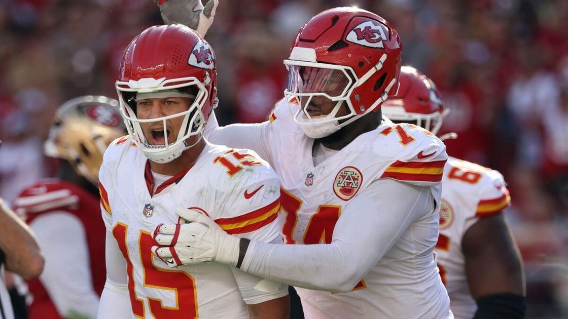 Chiefs vs. Raiders Picks, Predictions and Odds - NFL Week 8